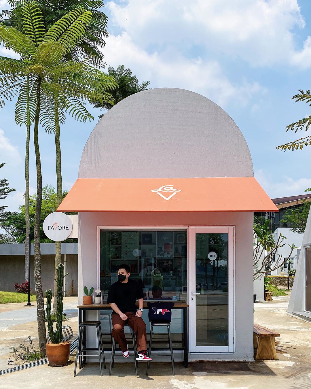 Kumulo Creative Compound Tempat Nongkrong Kekinian dan Instagenik di ...