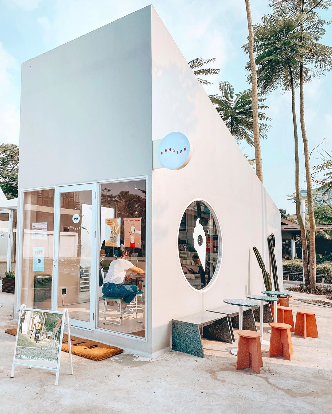 Kumulo Creative Compound Tempat Nongkrong Kekinian dan Instagenik di ...