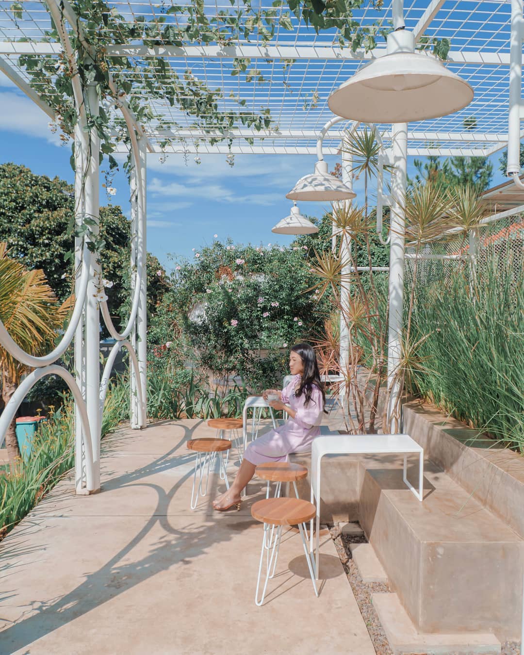 Rasakan Sensasi Makan di Dalam Tenda Transparan Lengkap dengan View ...