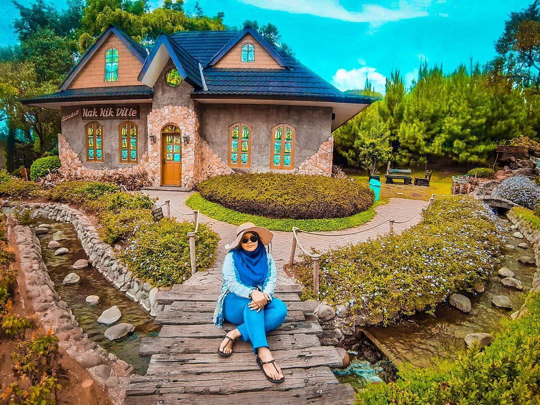 Rasakan Sensasi Liburan Ala Koboi di De Ranch Lembang Bandung