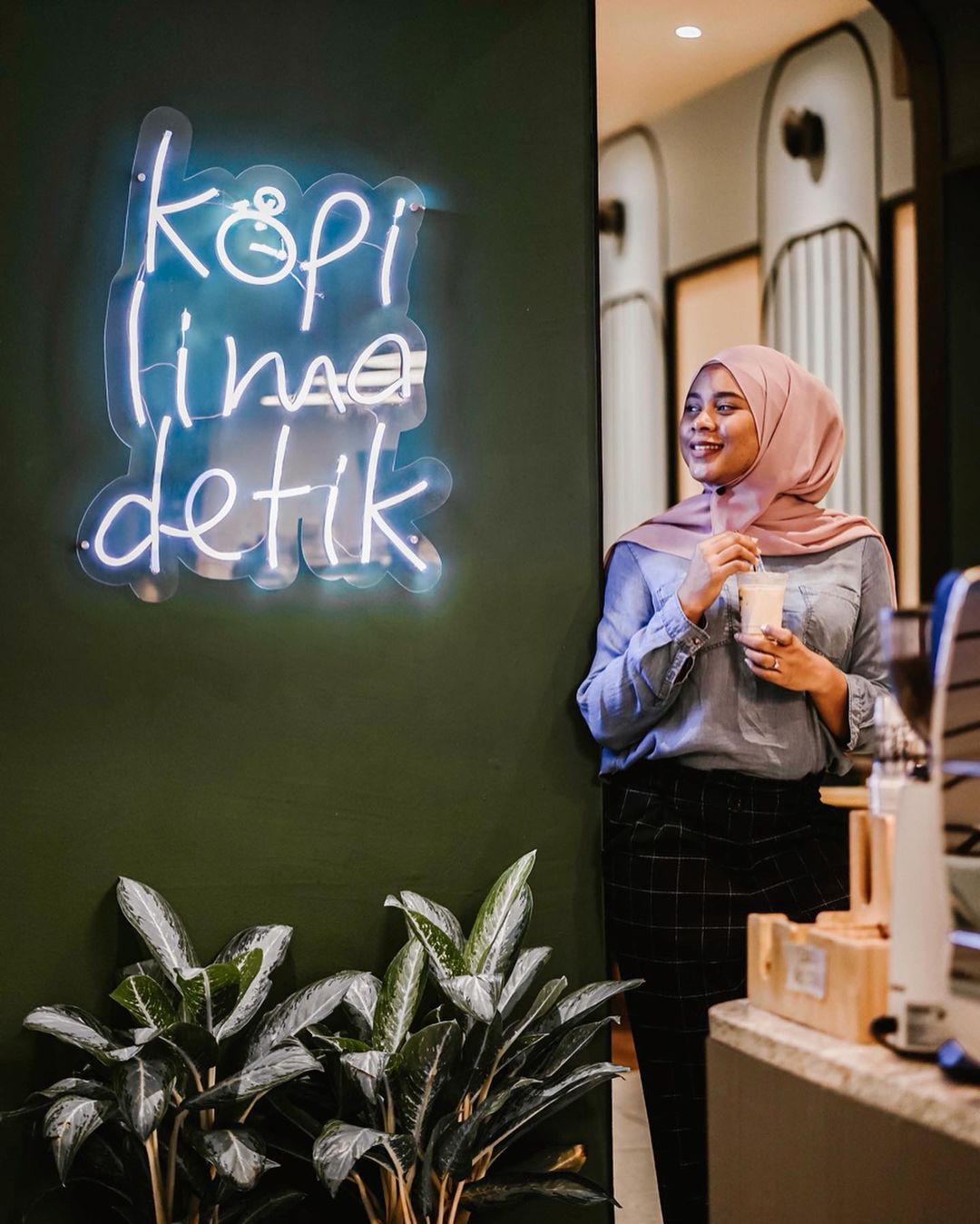 Kopi Lima Detik, Tempat Nongkrong di Jakarta Selatan yang Kekinian – Kopi Rasa Buah Hingga ...