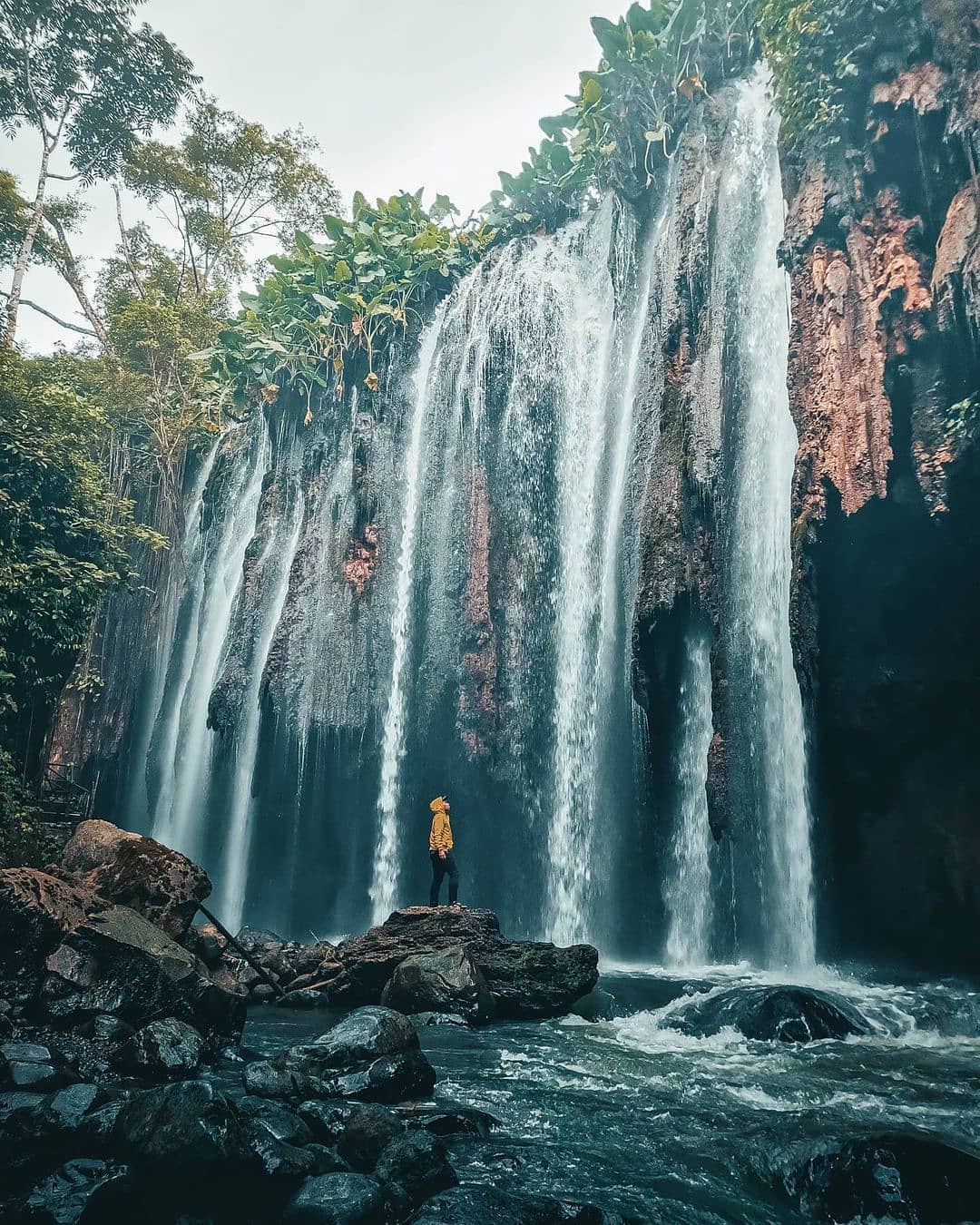 Air Terjun Purba Tirai Bidadari, Dianggap Green Canyon di Probolinggo ...