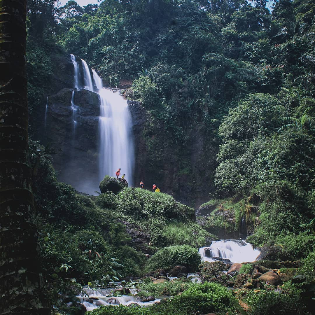 Curug Cina, Keindahan Alam Subang yang Tersembunyi - Harus Banget Masuk ...